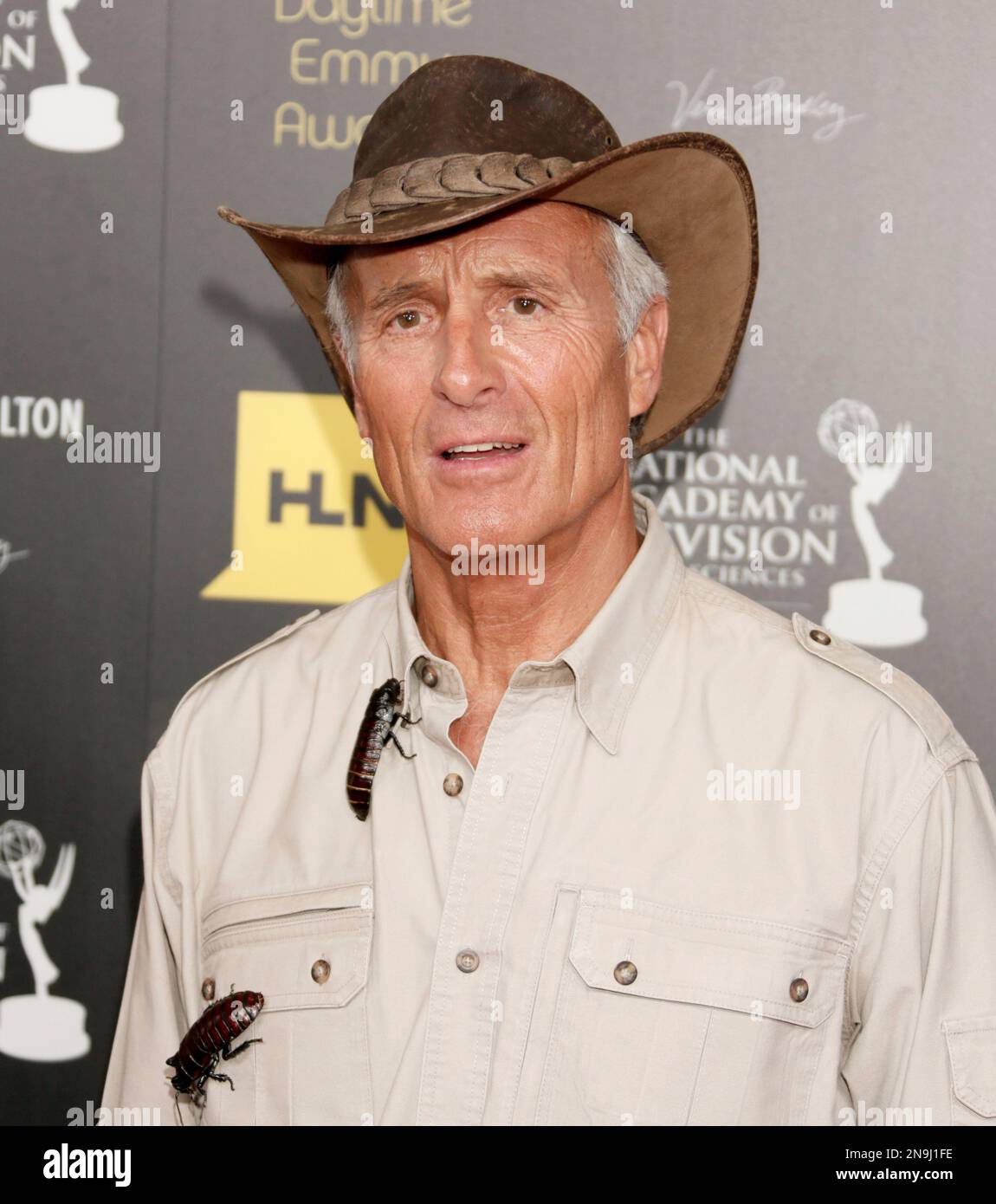 Jack Hanna poses backstage at the 39th Annual Daytime Emmy Awards on ...