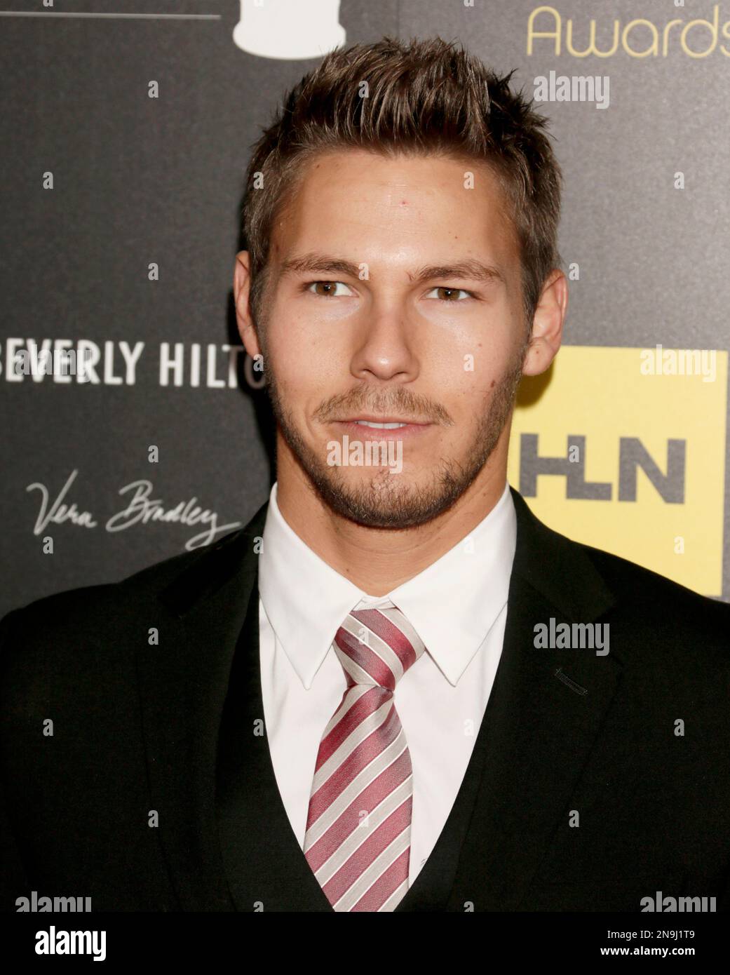 Scott Clifton arrives at the 39th Annual Daytime Emmy Awards on HLN at ...