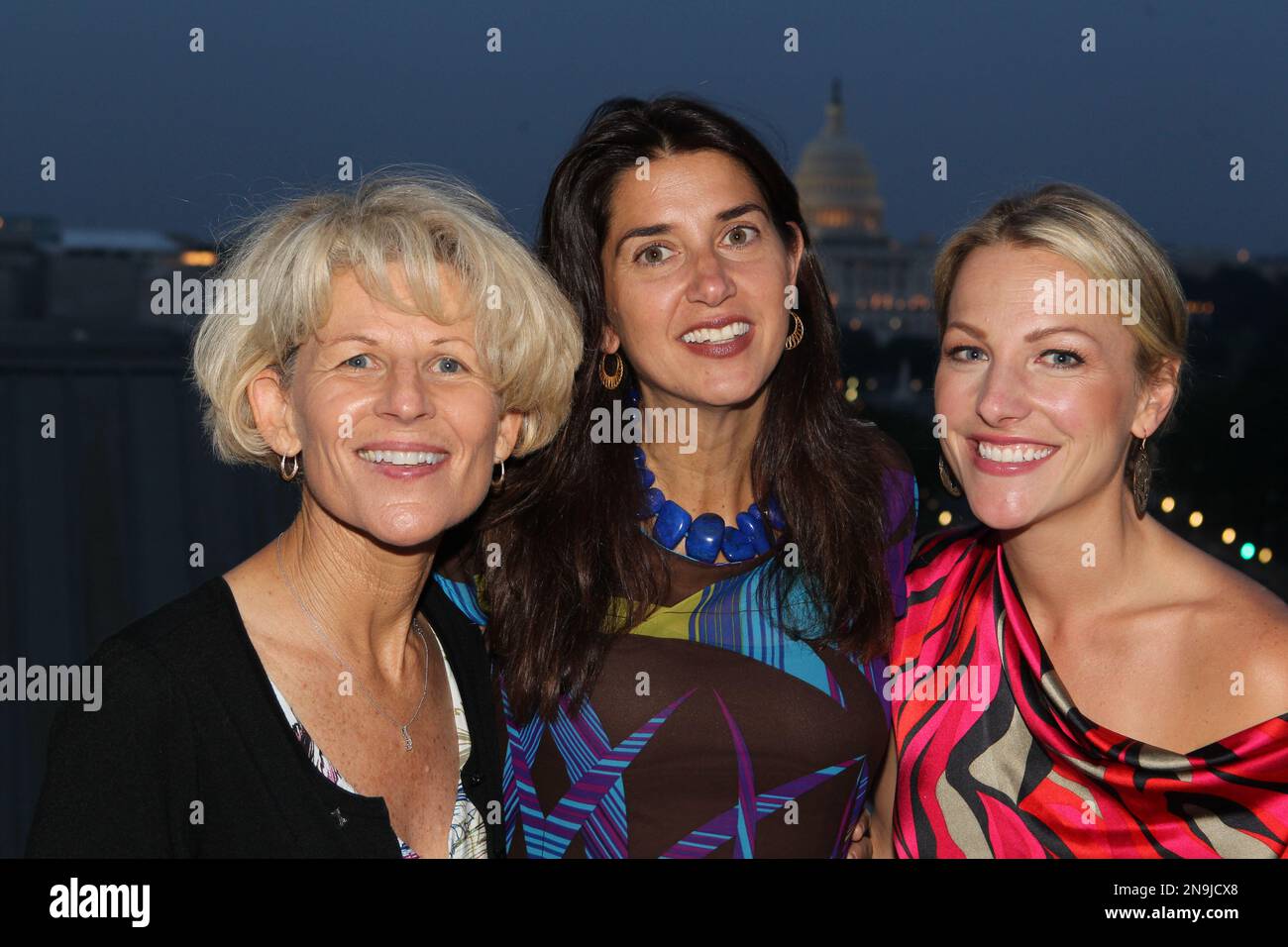 (L to R) Legendary UCLA softball player and coach Sue Enquist, Laura ...