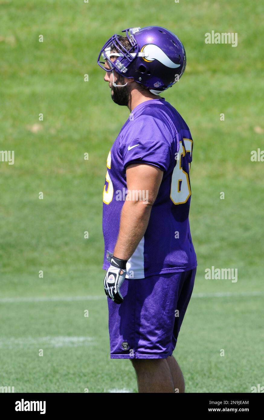 Minnesota Vikings NFL football center John Sullivan is shown during ...