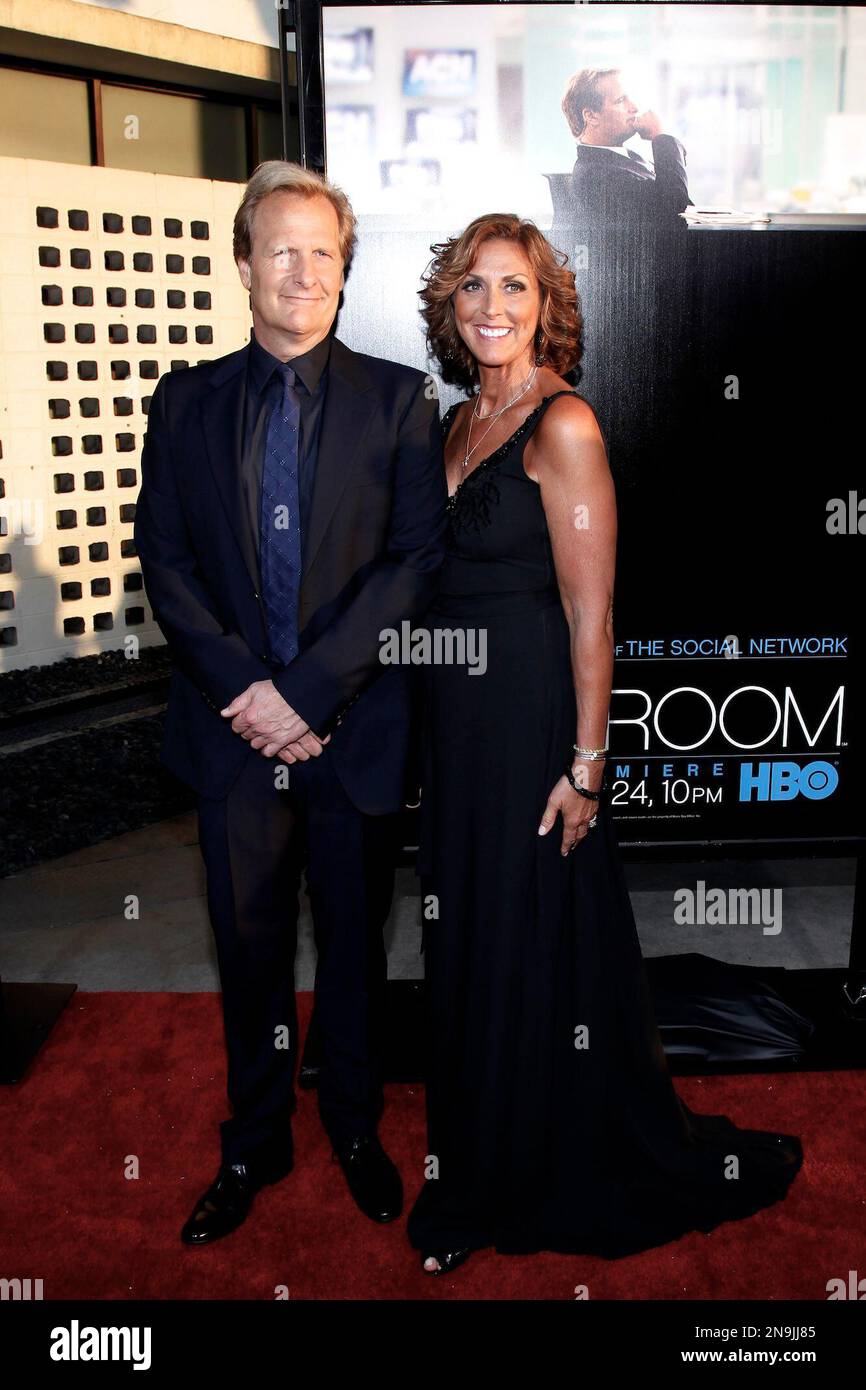 Actor Jeff Daniels and his wife Kathleen Rosemary Treado attend the ...