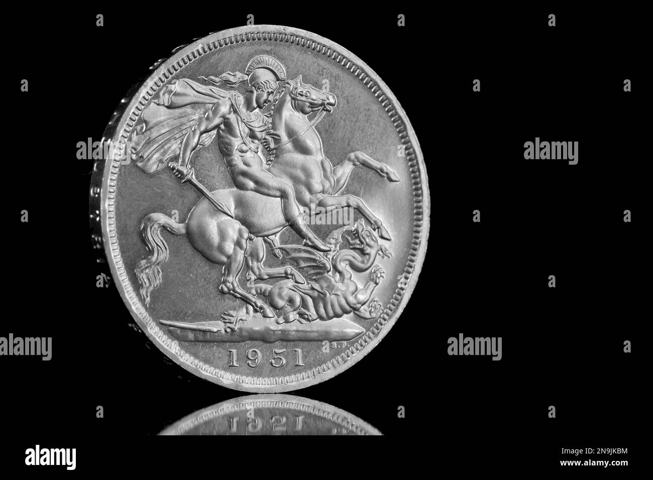 Reverse side of a 1951 Festival Of Britain Five Shilling coin featuring ...