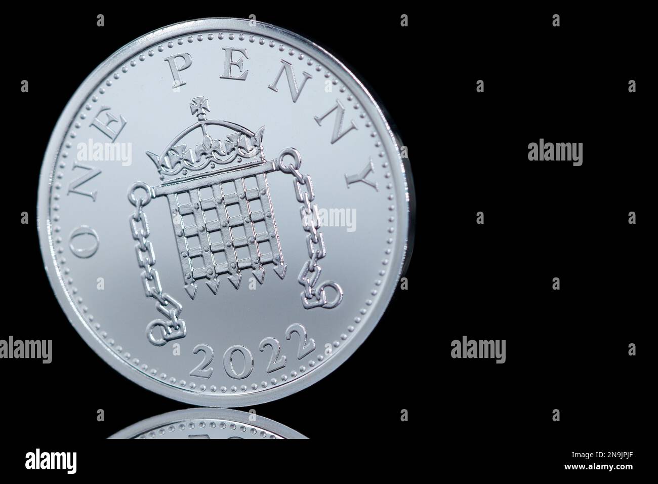 Reverse side of a 2022 Silver Proof One Penny featuring a crowned ...