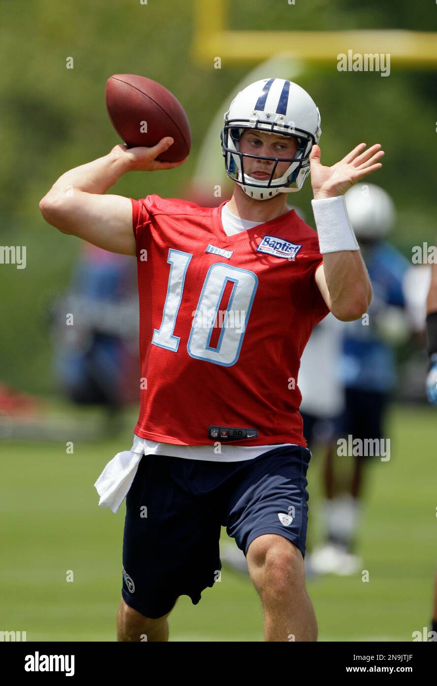 Tennessee Titans quarterback Jake Locker throws during NFL football ...