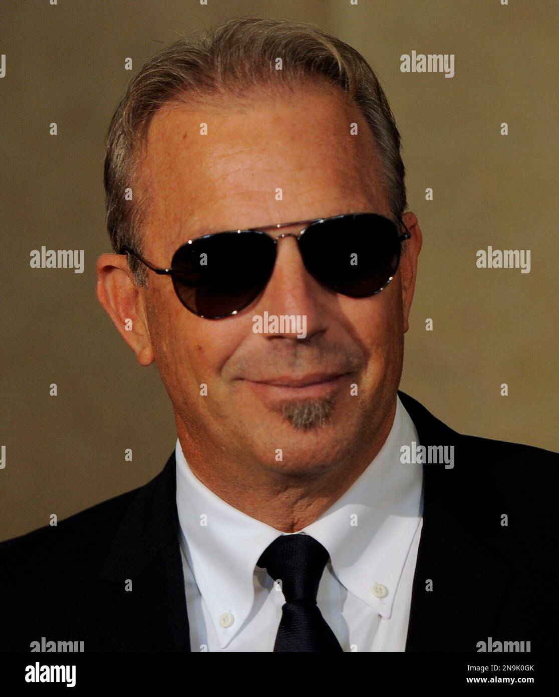 Kevin Costner arrives at the 2nd Annual Critics' Choice Television ...