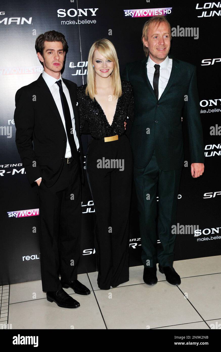 Andrew Garfield, Emma Stone., Rhys Ifans arrives at the The Amazing ...