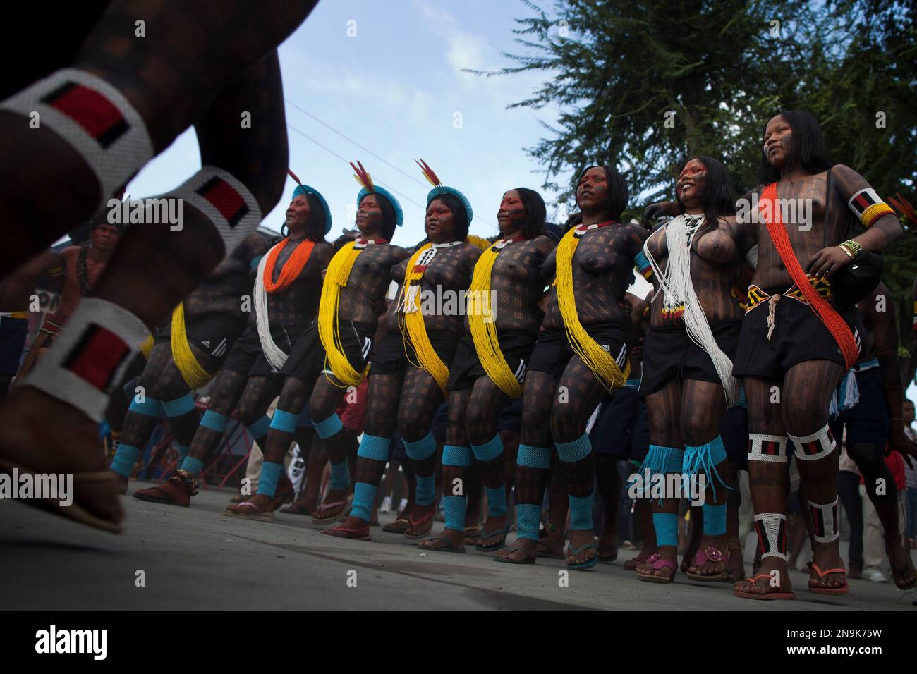 EDS NOTE NUDITY - Indigenous from Kayapo tribe dance at the "Cacique de ...