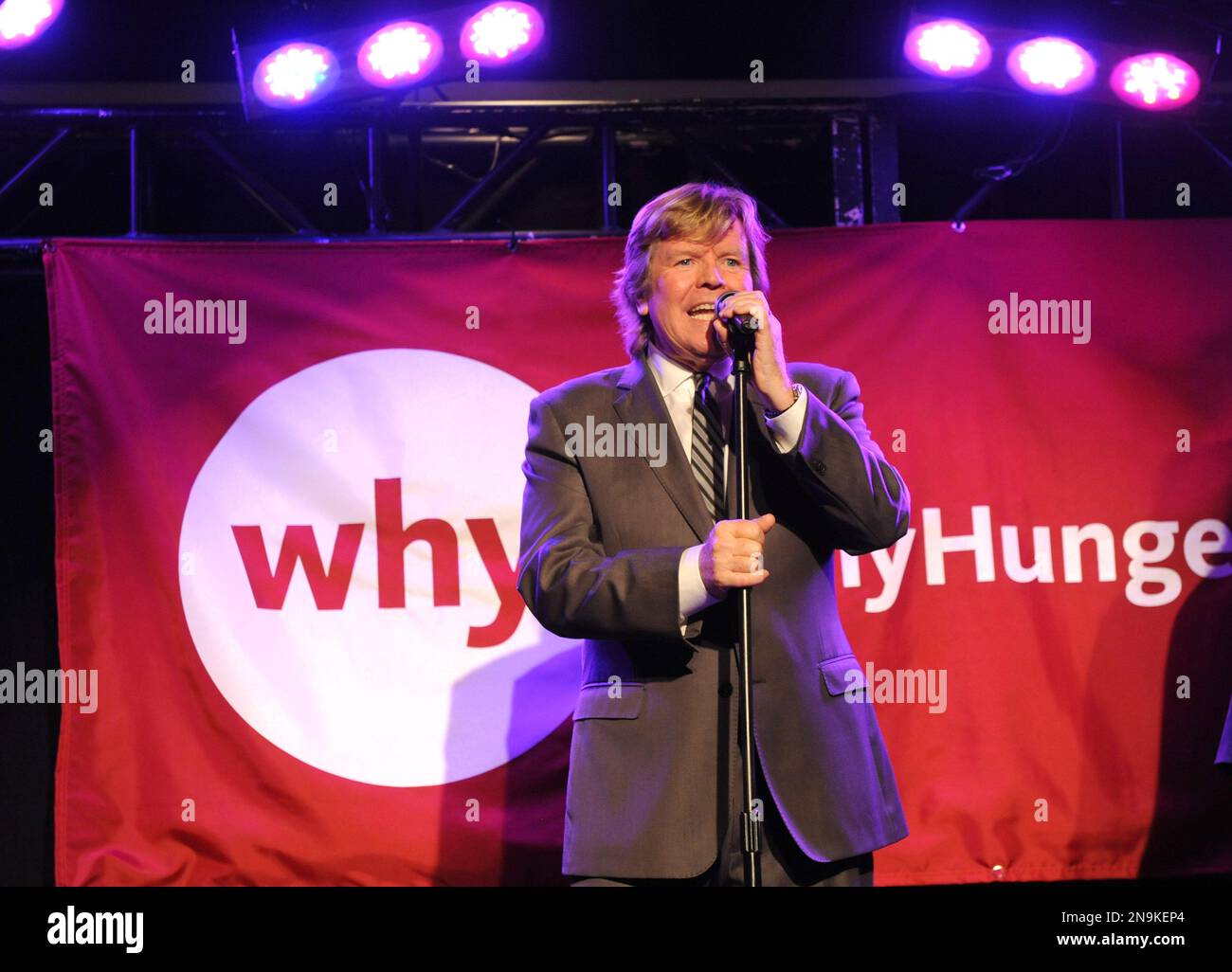 Peter Noone, of Herman's Hermits, is honored at the WhyHunger Chapin ...