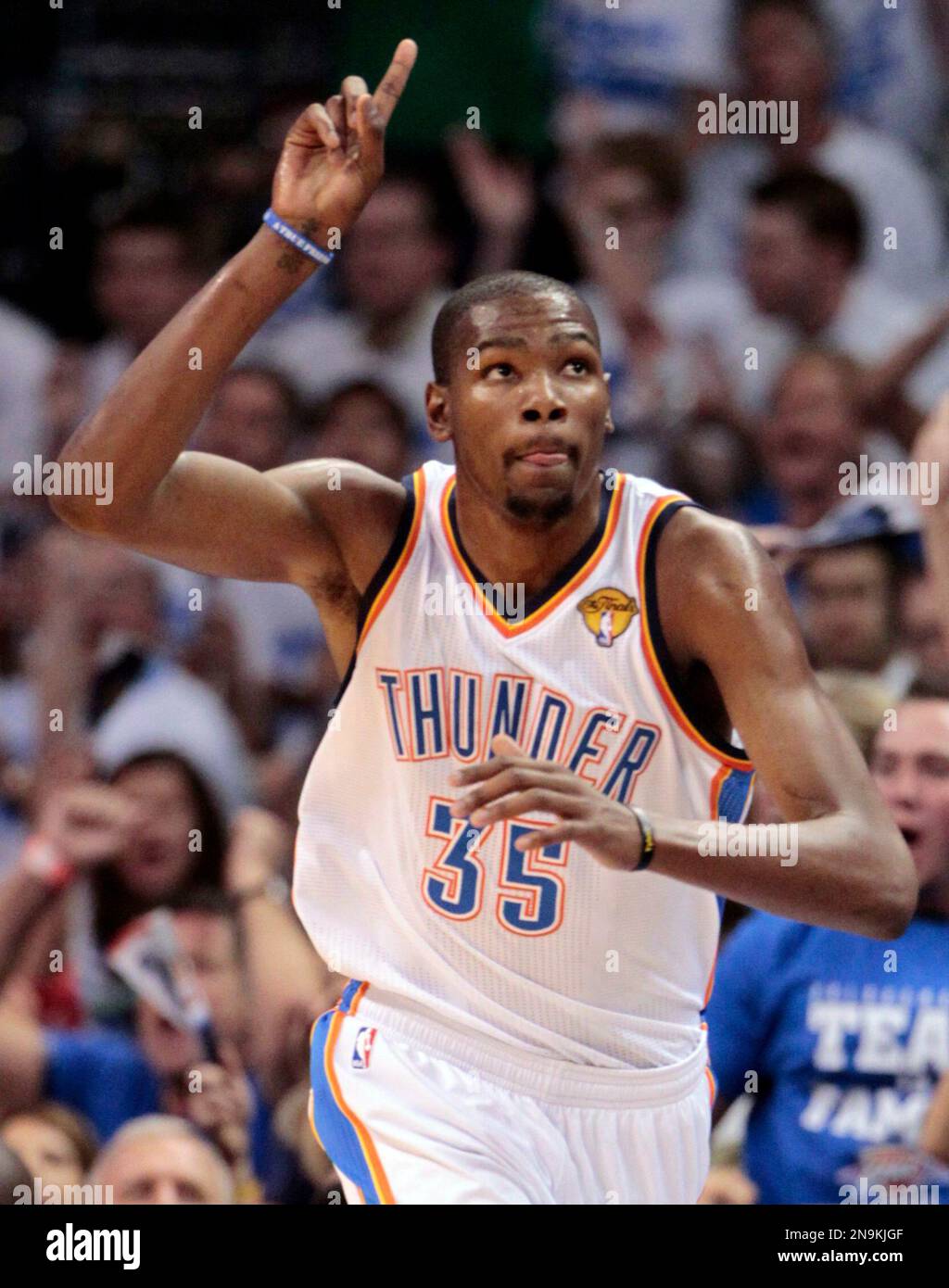 Oklahoma City Thunder small forward Kevin Durant (35) heads down court ...