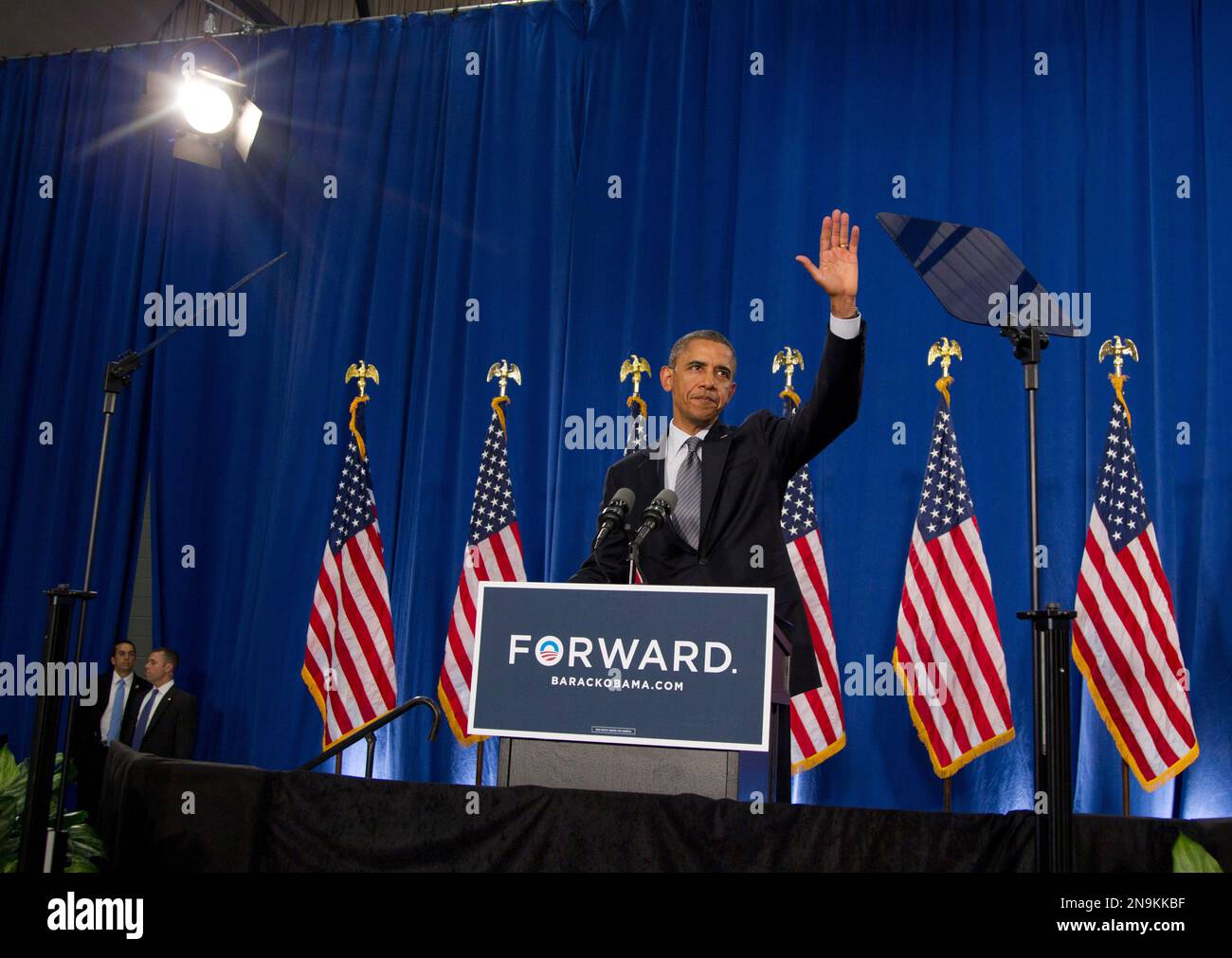 President Barack Obama waves after speaking at Cuyahoga Community ...