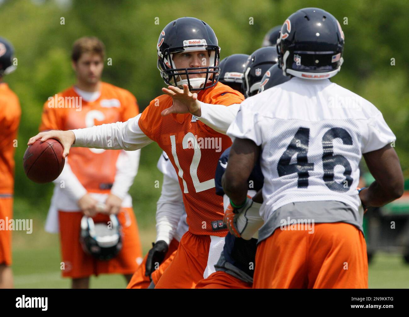 Chicago Bears quarterback Josh McCown (12) looks to a pass during an ...