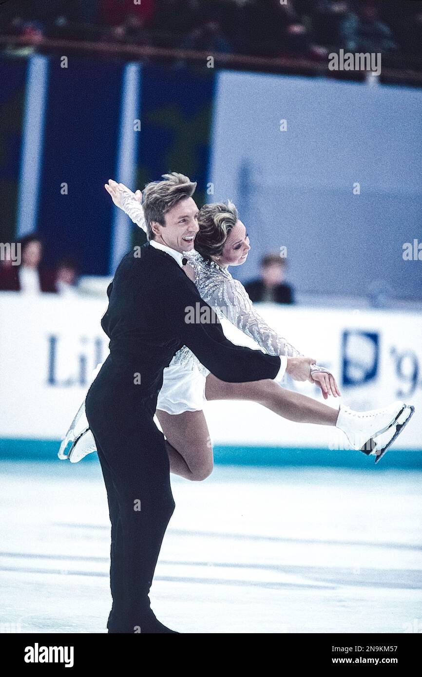 Jayne Torvill and Christopher Dean (GBR) during the free dance win the ...