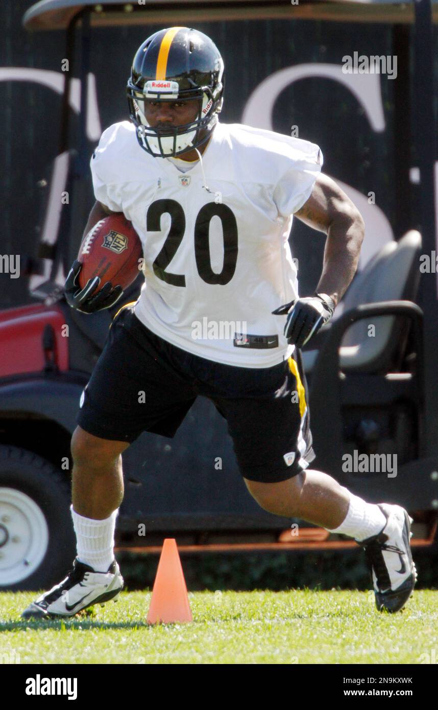 Pittsburgh Steelers running back Baron Batch runs a drill during NFL ...