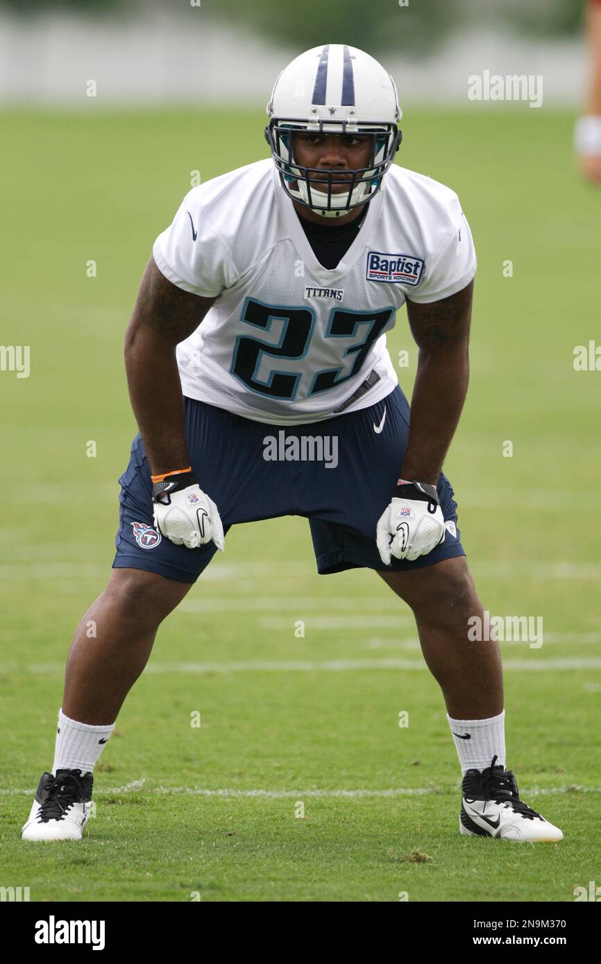 Tennessee Titans running back Jamie Harper (23) gets set to run a play ...