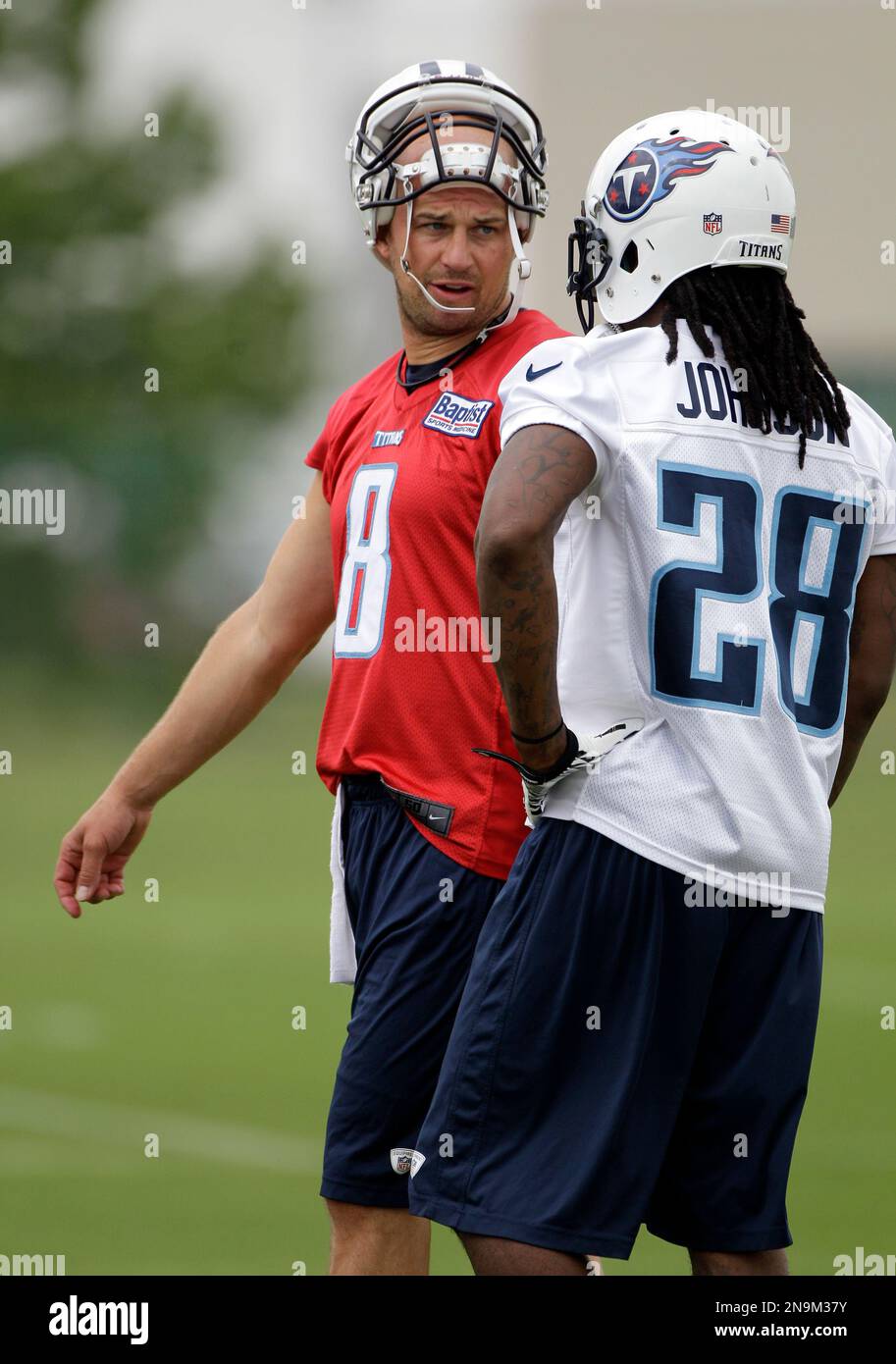 Tennessee Titans quarterback Matt Hasselbeck (8) talks with running ...