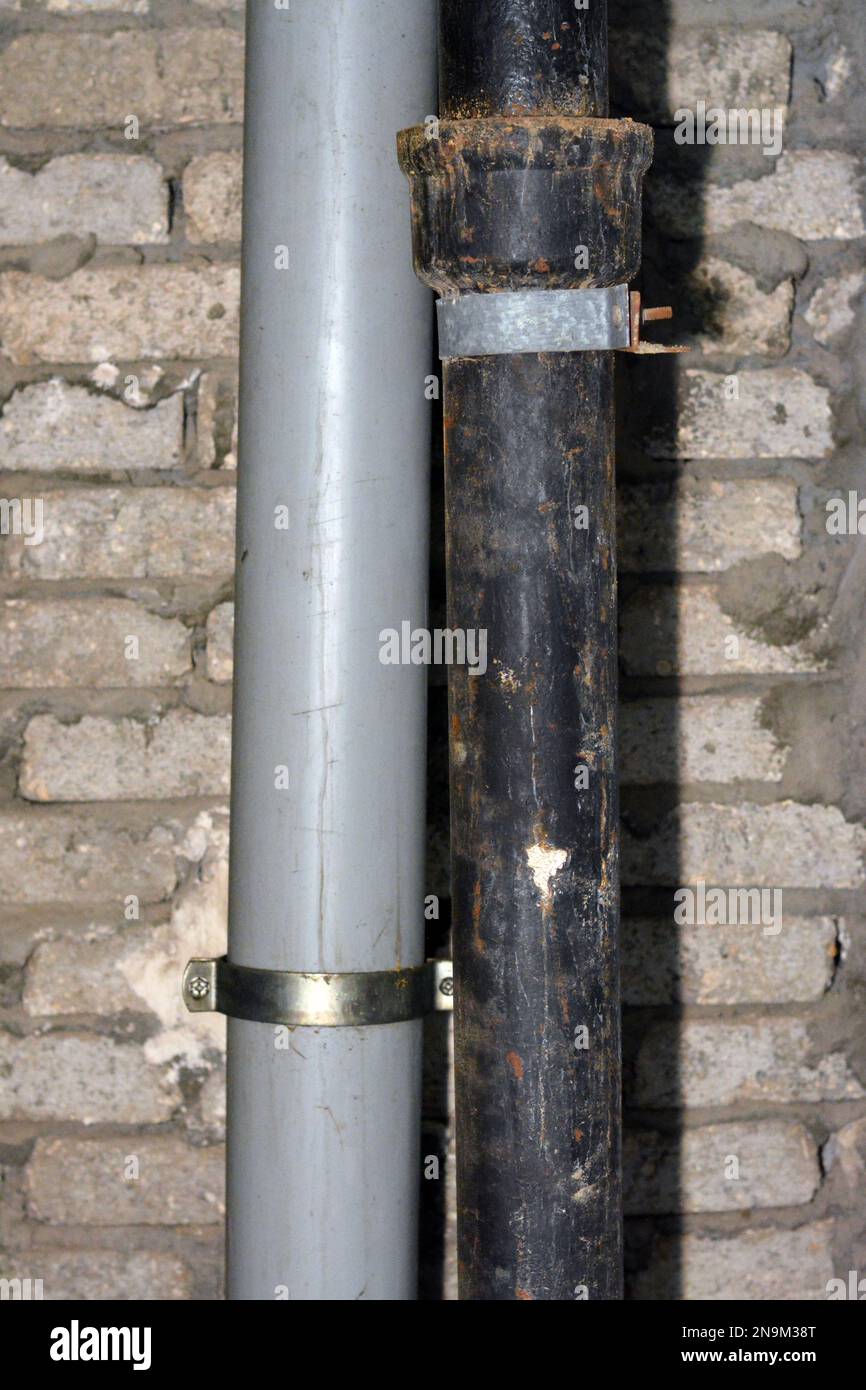 Drain pipe wall texture hi-res stock photography and images - Alamy