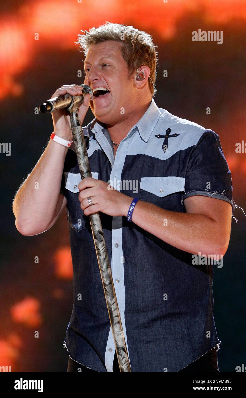 Gary Levox of Rascal Flatts performs at the 2012 CMA Music Festival on ...