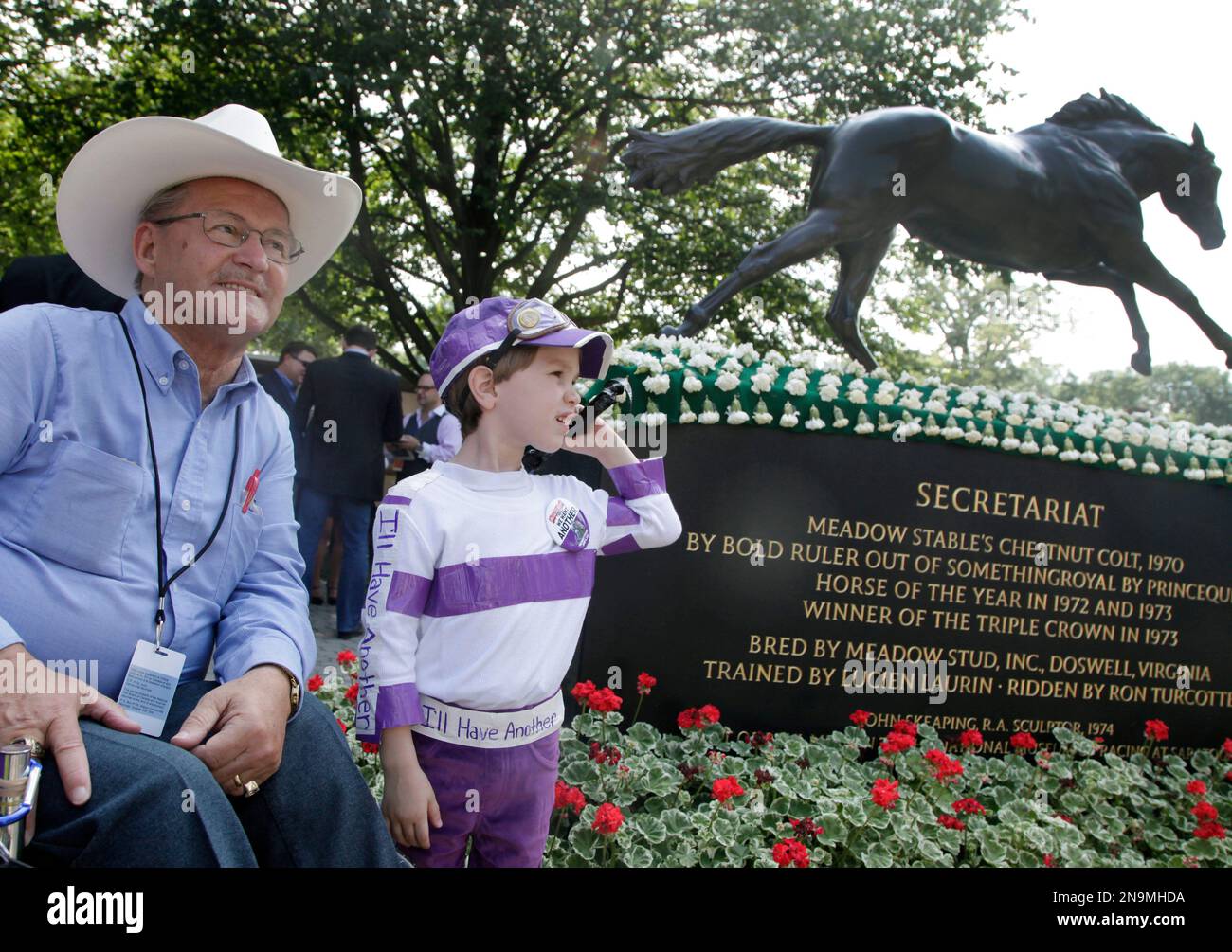 Retired jockey Ron Turcotte, left, who rode Secretariat to the Triple ...