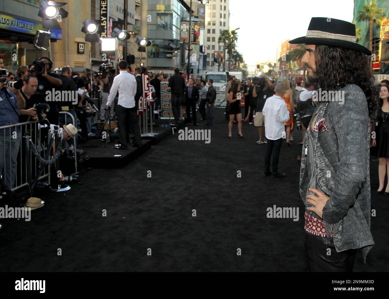 Russell Brand arrives at the "Rock of Ages" premiere at Grauman's ...