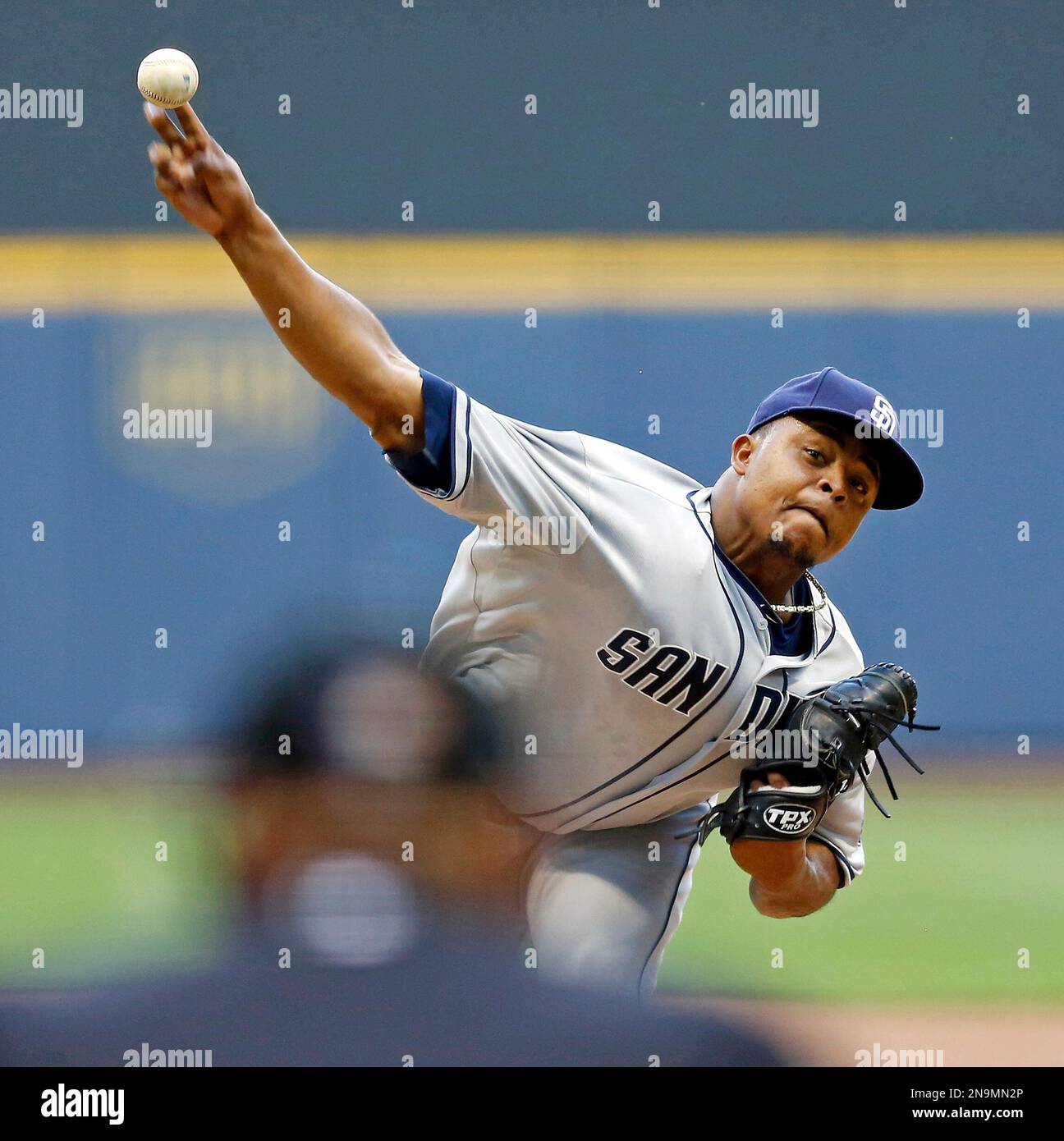 San Diego Padres' Edinson Volquez pitches to a Milwaukee Brewers batter ...