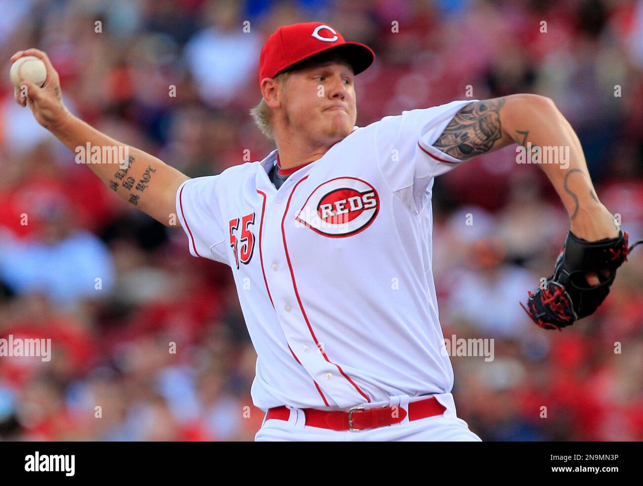 Cincinnati Reds starting pitcher Mat Latos throws to a Detroit Tigers ...