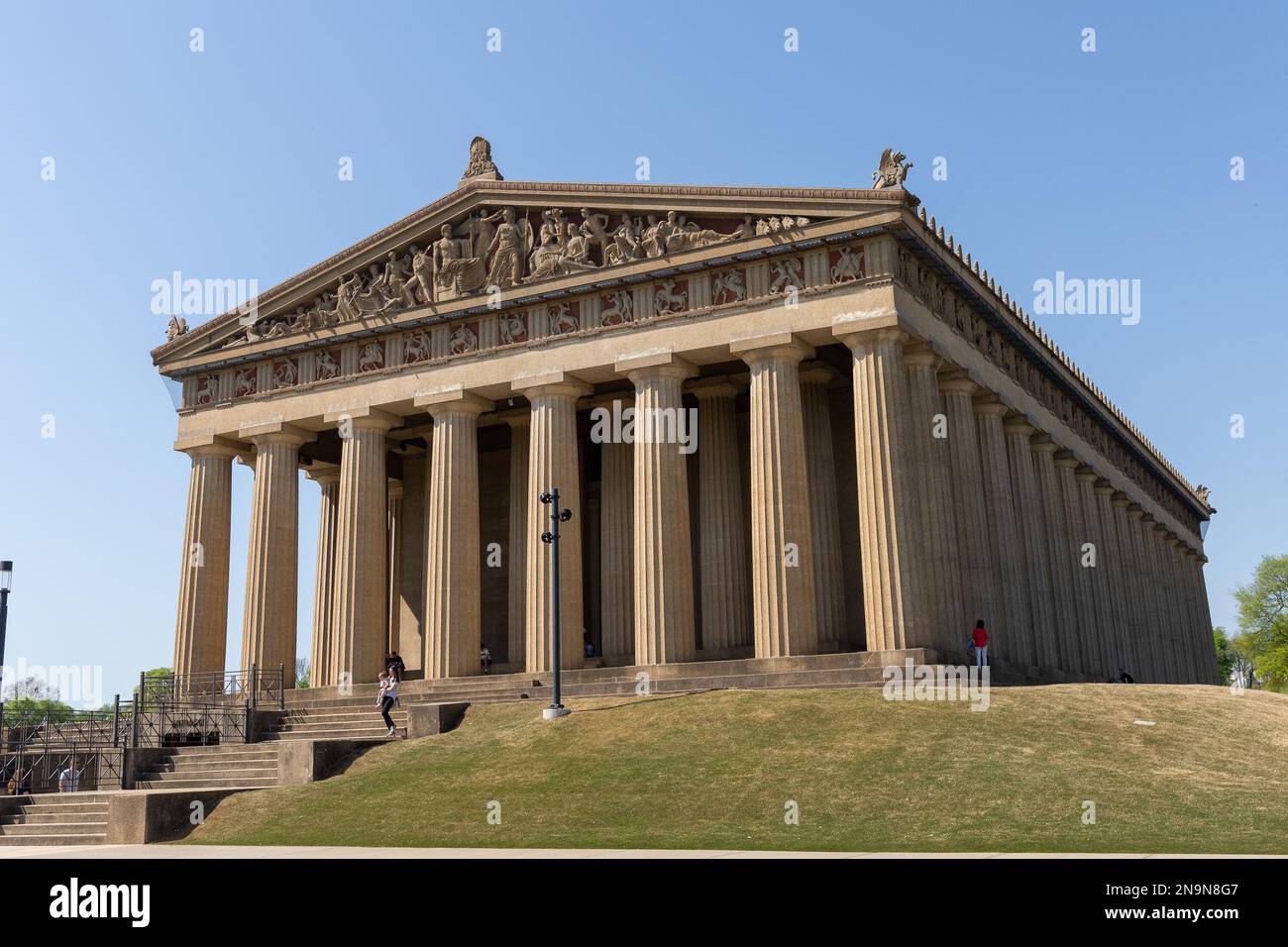 The Parthenon, art museum in Nashville, Tennessee under the clear sky Stock Photo - Alamy