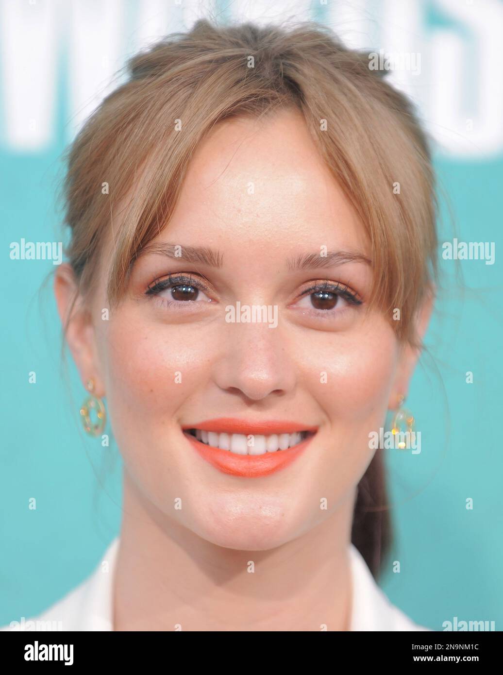 Leighton Meester arrives at the MTV Movie Awards on Sunday, June 3 ...