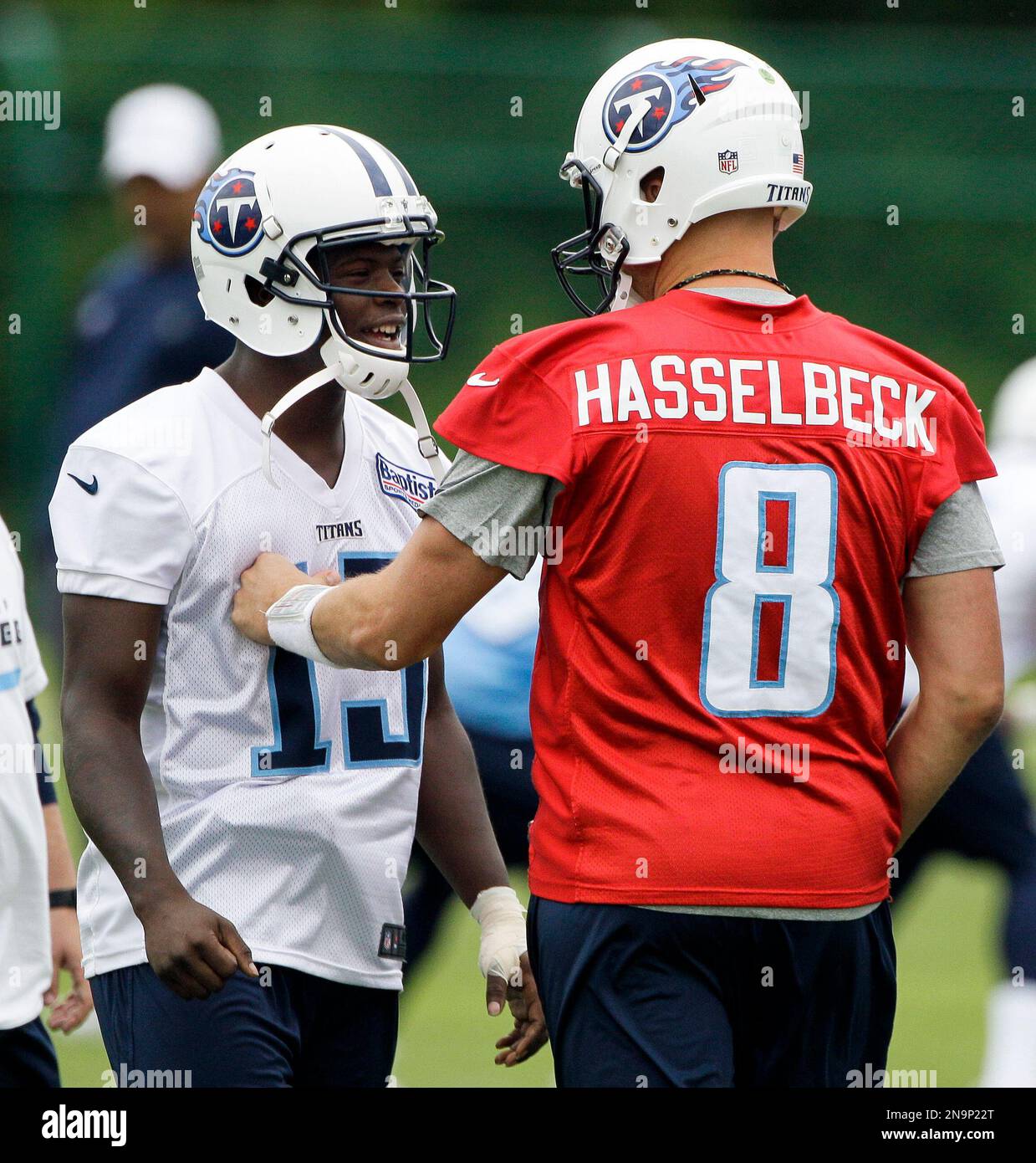 Tennessee Titans quarterback Matt Hasselbeck (8) talks with wide ...