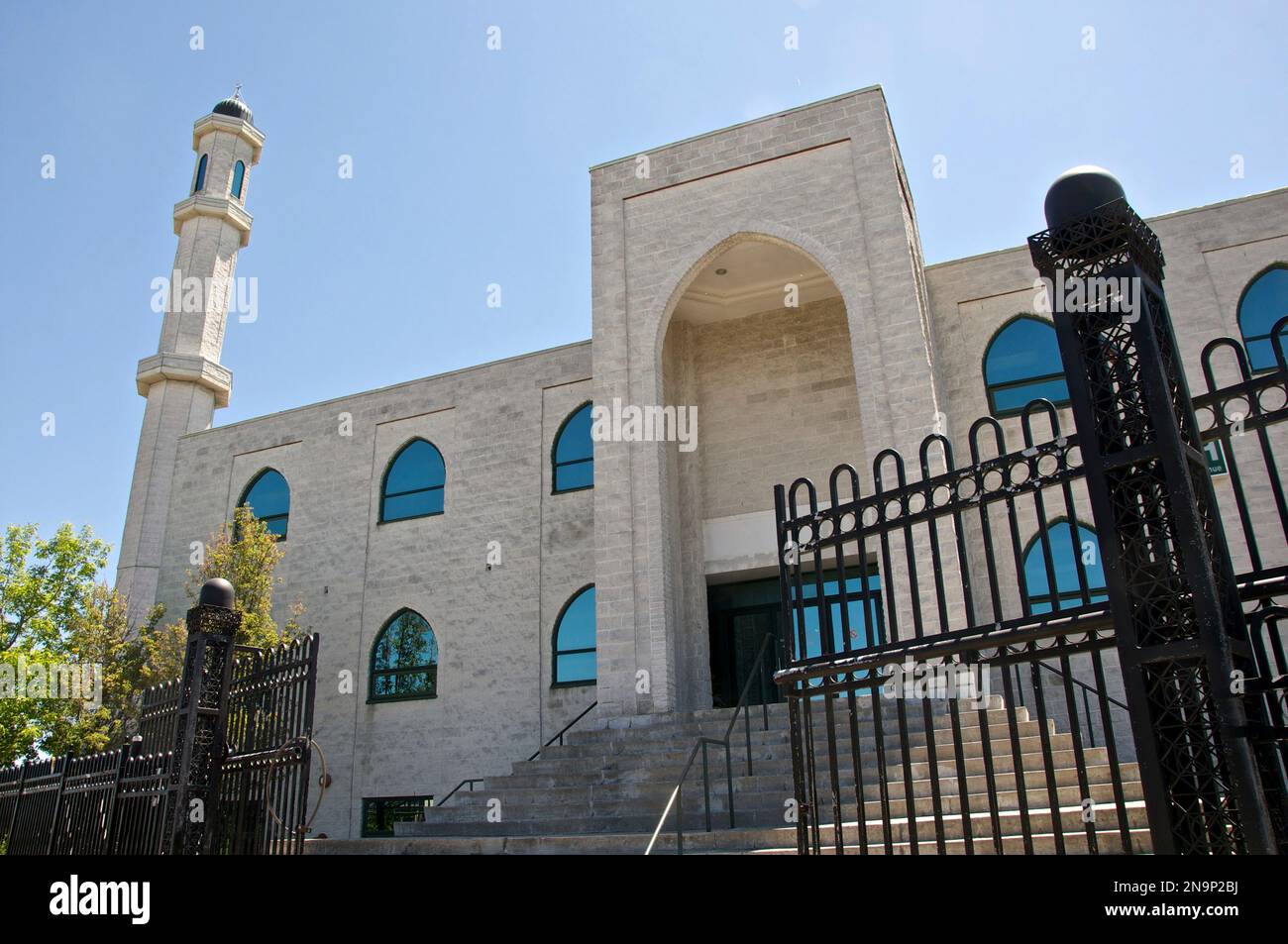 Building exterior of a mosque in Toronto, Canada Stock Photo - Alamy