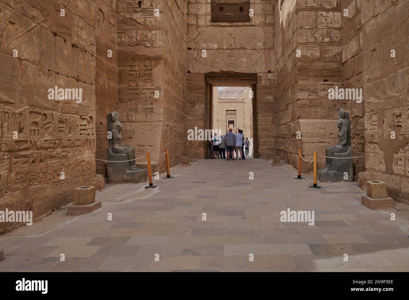 Medinet habu temple ramesses iii hi-res stock photography and images ...