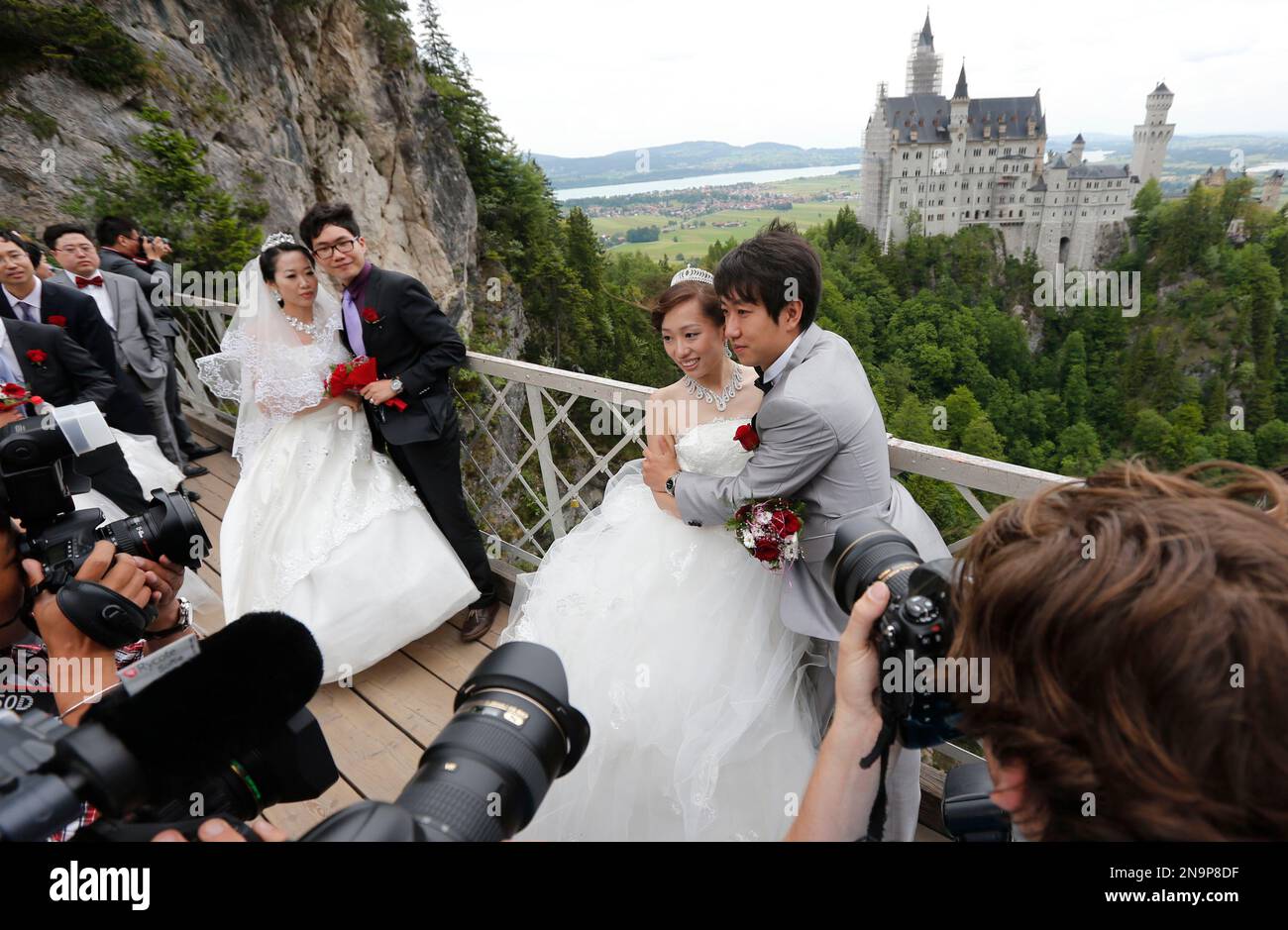 Neuschwanstein castle wedding 60 photos - Vianawedding.com