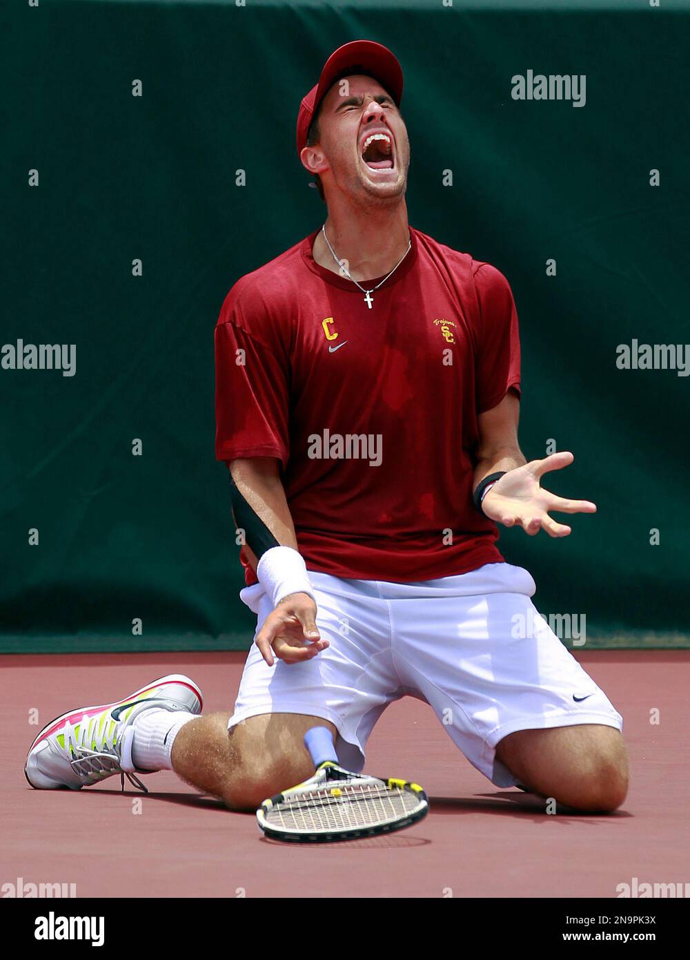 USC's Steve Johnson reacts after defeating Eric Quigley, of Kentucky ...