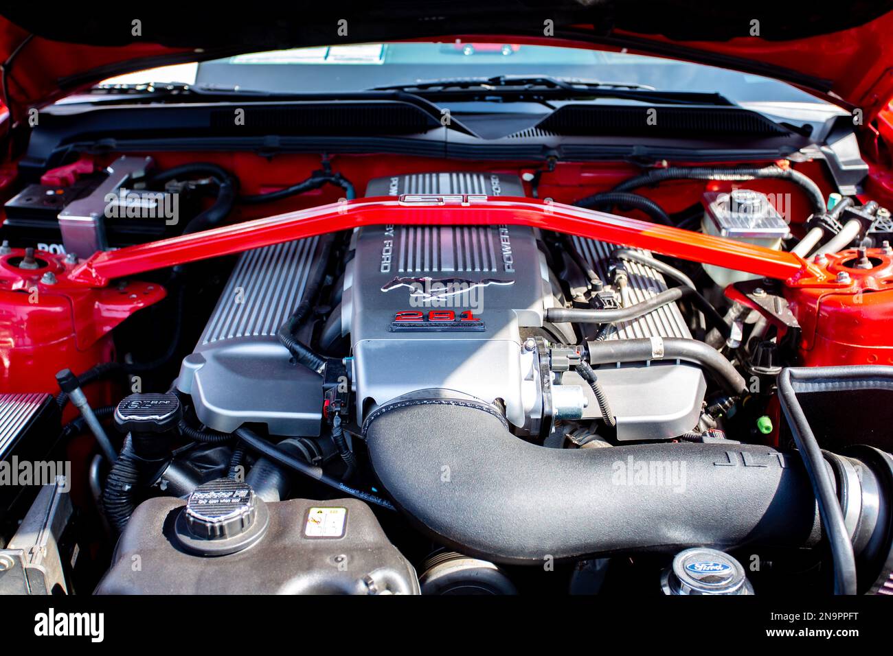 Ford mustang motor hi-res stock photography and images - Alamy