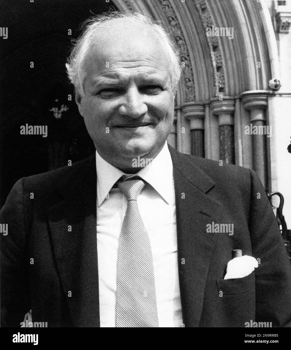 Financier Sir James Goldsmith in a 1985 photo. Location unknown. (AP ...