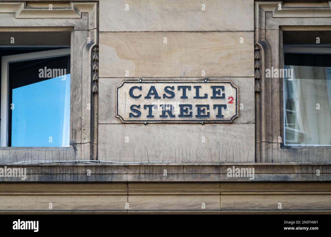 Castle Street sign in Liverpool City Centre Stock Photo - Alamy