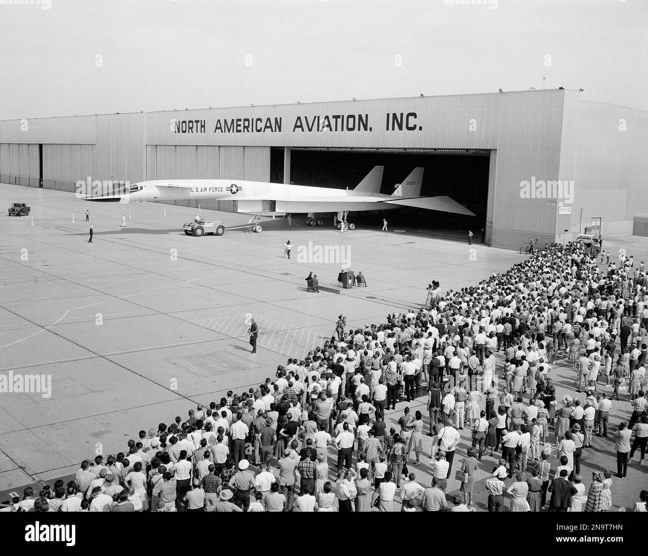 The second XB70A triplesonic research plane rolls out the final ...