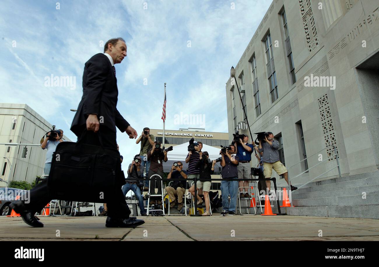 John Edwards' attorney Abbe Lowell arrives at a federal courthouse for ...