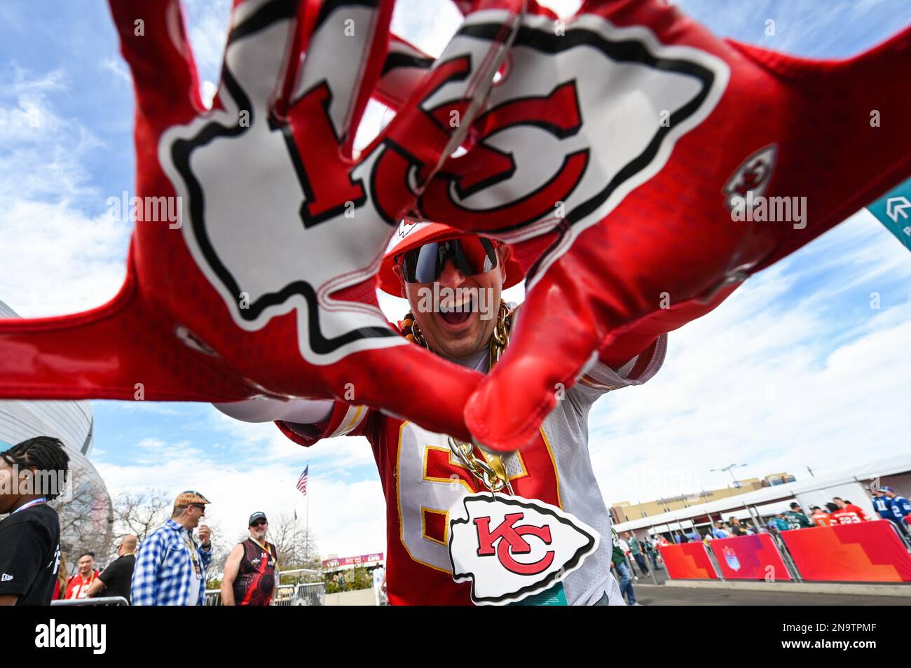 Kansas City Chiefs fans pose for photos ahead of Super Bowl LVII ...