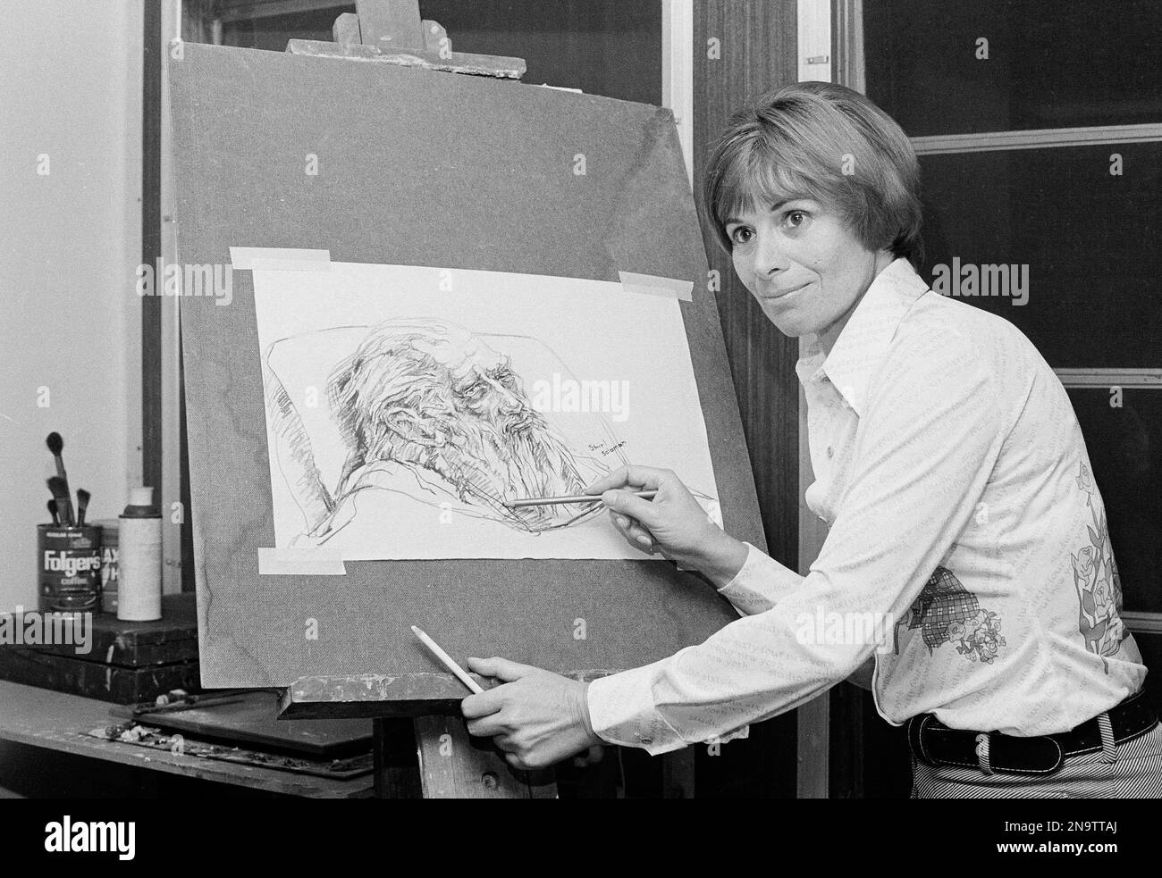 Pilots Roger Sutton and Jeff Abrams, who flew Howard Hughes from Mexico ...