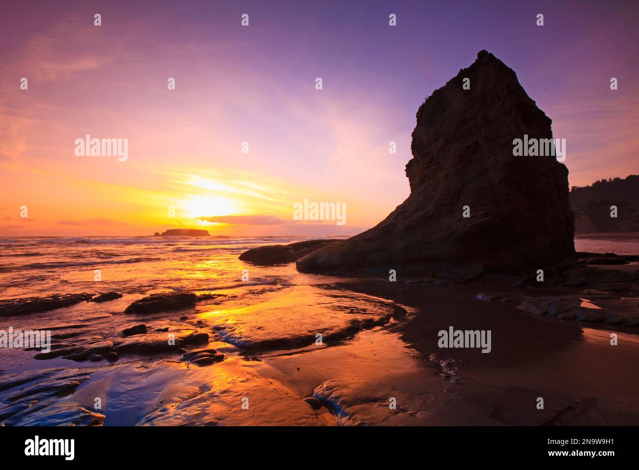 Low Tide And Rock Formations On Otter Rock Beach At Sunset; Oregon ...