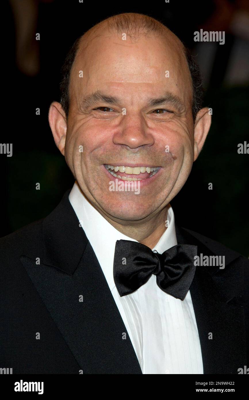 Steven Newhouse arrives at the Metropolitan Museum of Art Costume ...