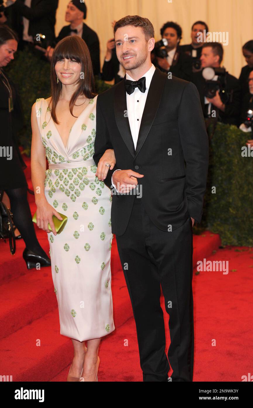Jessica Biel, left, and Justin Timberlake arrive at the Metropolitan ...