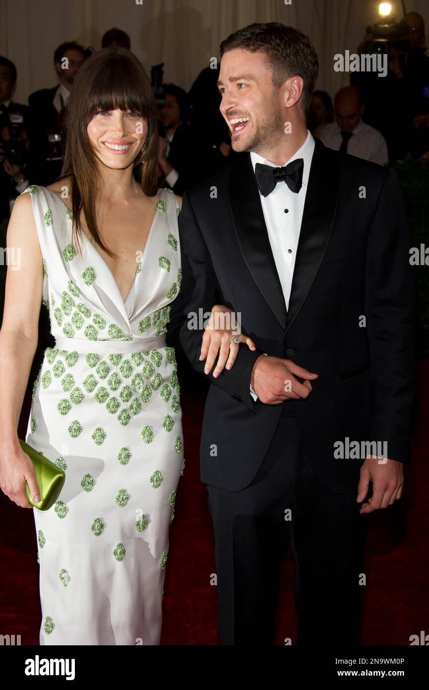 Jessica Biel and Justin Timberlake arrive at the Metropolitan Museum of ...