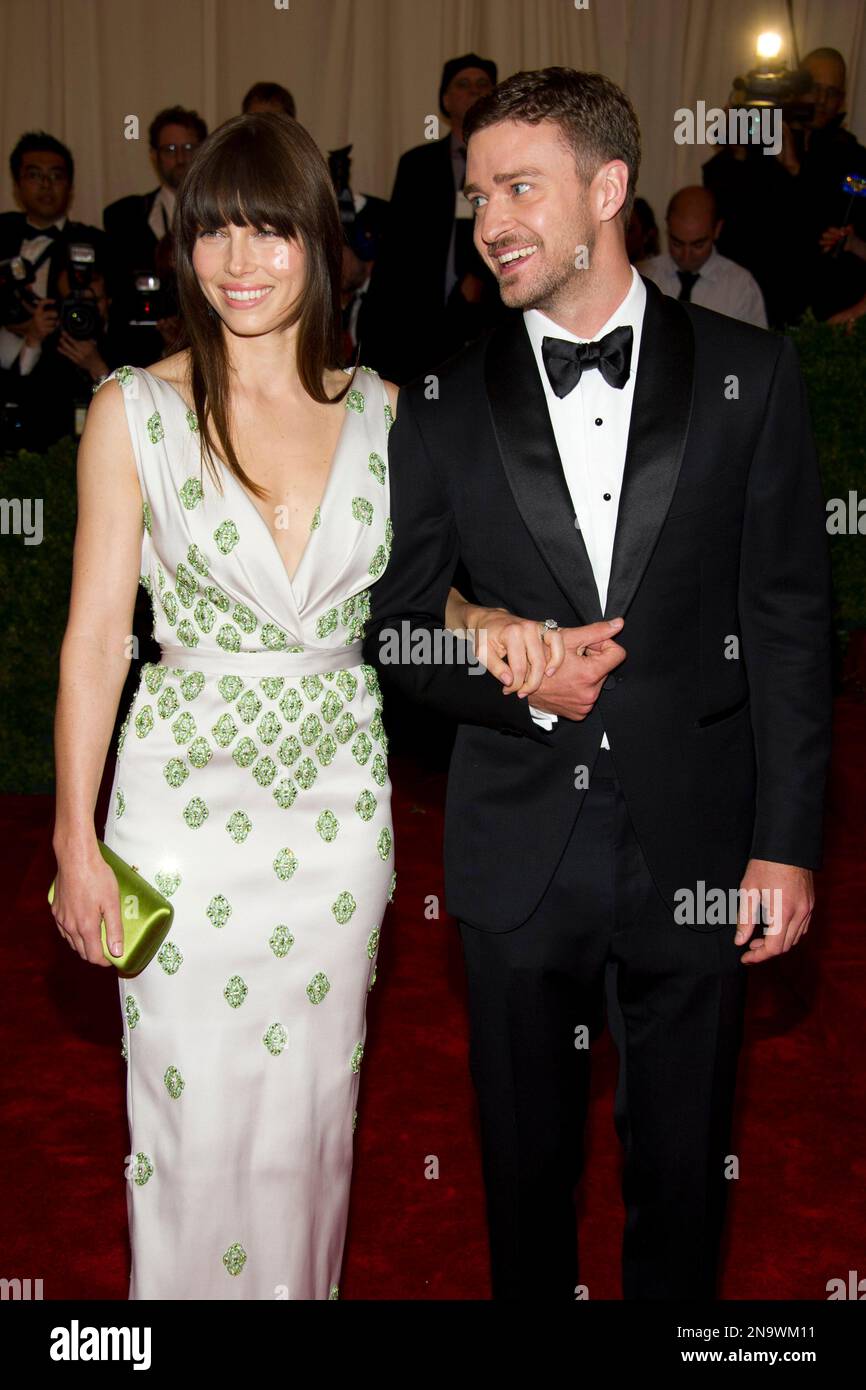 Jessica Biel and Justin Timberlake arrive at the Metropolitan Museum of ...