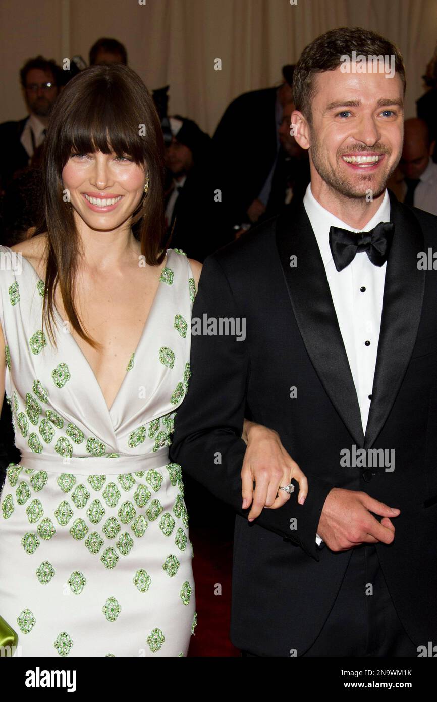 Jessica Biel and Justin Timberlake arrive at the Metropolitan Museum of ...