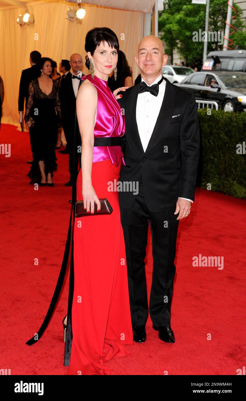 Amazone founder, president and CEO Jeff Bezos and wife Mackenzie Bezos ...