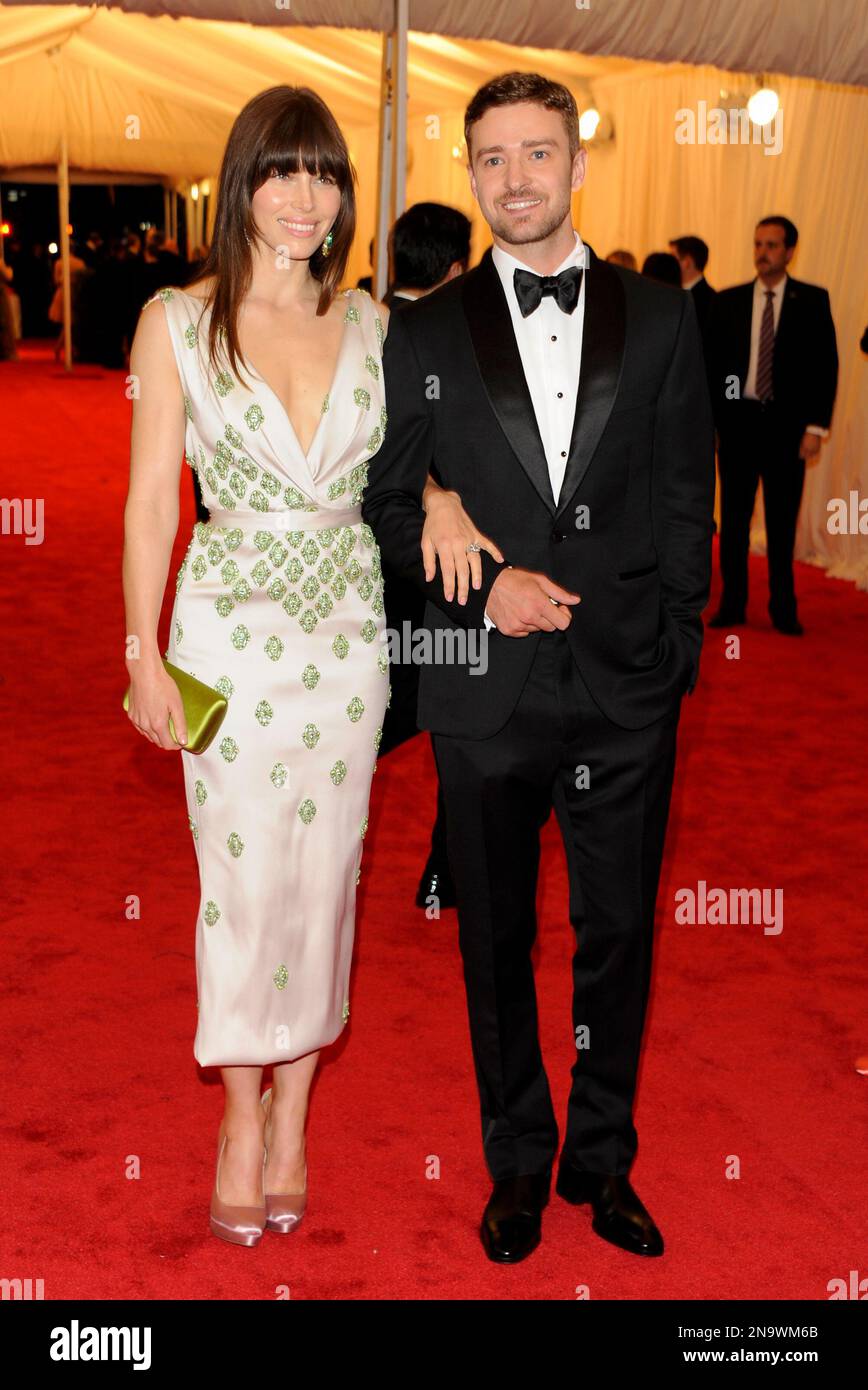 Jessica Biel and Justin Timberlake arrive at the Metropolitan Museum of ...