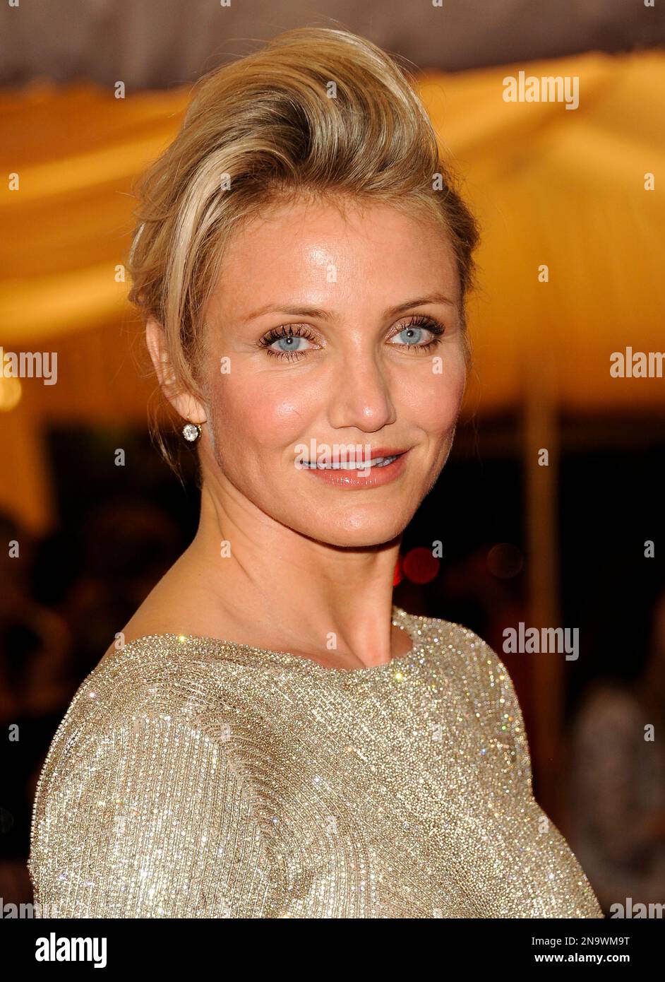 Cameron Diaz arrives at the Metropolitan Museum of Art Costume ...