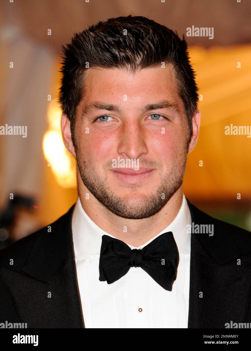 Tim Tebow arrives at the Metropolitan Museum of Art Costume Institute ...