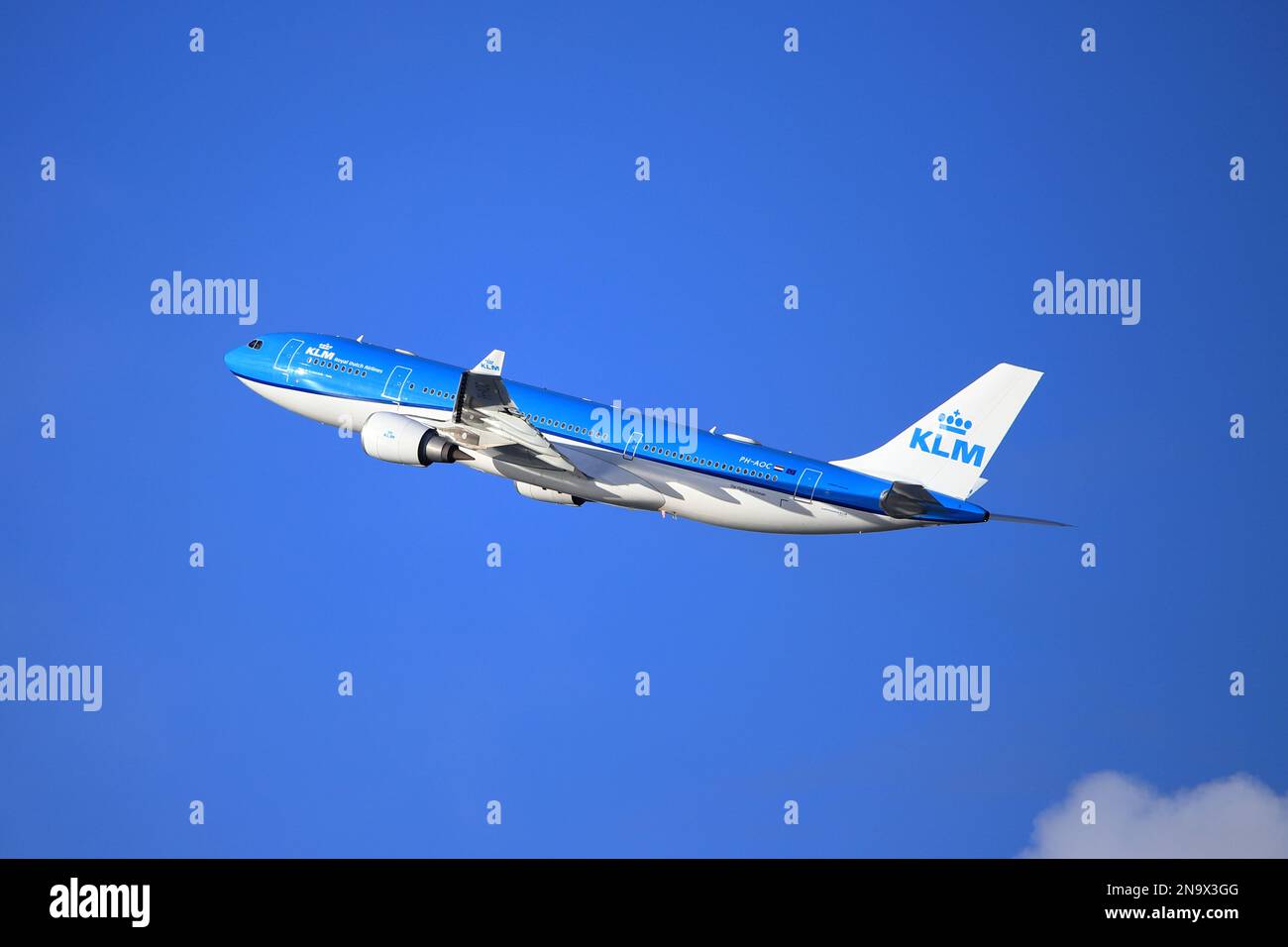 Klm flying dutchman hi-res stock photography and images - Alamy